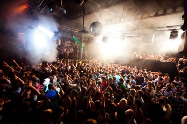 Benga - Midnight: Dubstep